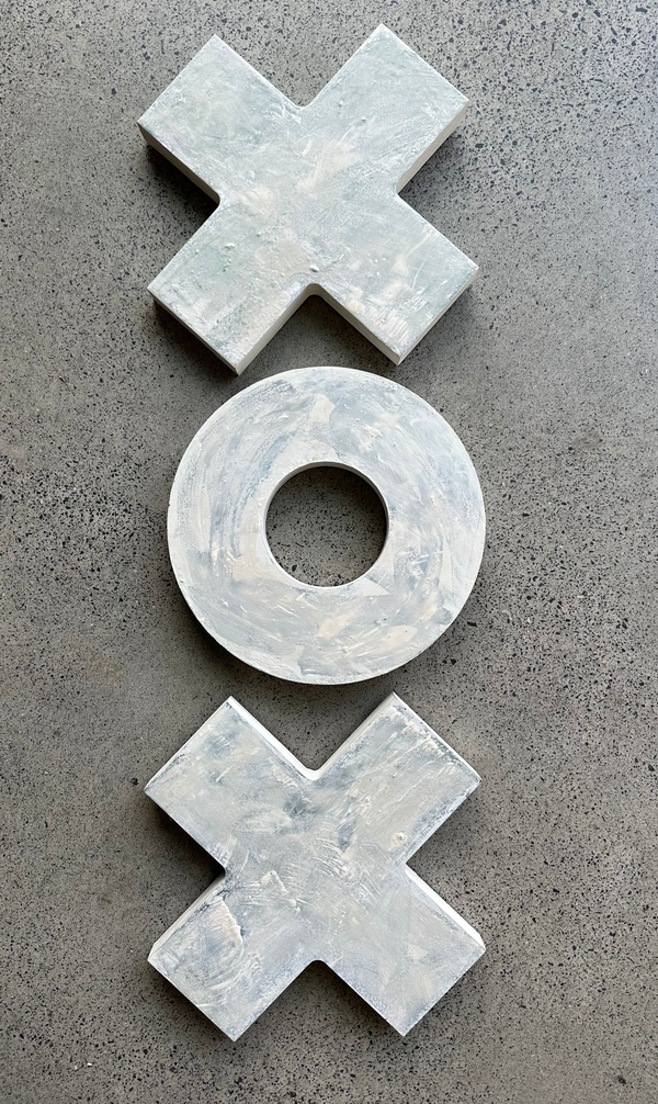 Silver Trio XOX | Jody Hope Gibbons - Turua Gallery